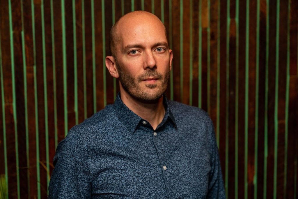 Tony Barba takes a contemplative, eclipse-inspired journey across ...